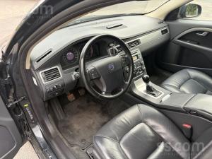 Grey Volvo V70 2009 in Ogre, with an engine capacity of 2.40 L and mileage of 0 thousand km for 5050 €, photo 13 on AUTOMOTO.COM.LV