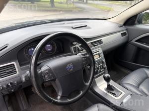 Grey Volvo V70 2009 in Ogre, with an engine capacity of 2.40 L and mileage of 0 thousand km for 5050 €, photo 15 on AUTOMOTO.COM.LV