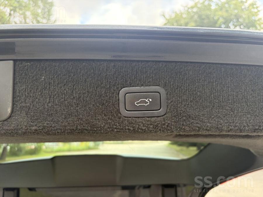 Grey Volvo V70 2009 in Ogre, with an engine capacity of 2.40 L and mileage of 0 thousand km for 5050 €, photo 27 on AUTOMOTO.COM.LV