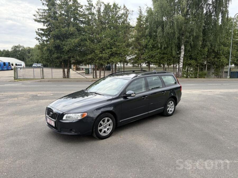 Grey Volvo V70 2009 in Ogre, with an engine capacity of 2.40 L and mileage of 0 thousand km for 5050 €, photo 33 on AUTOMOTO.COM.LV