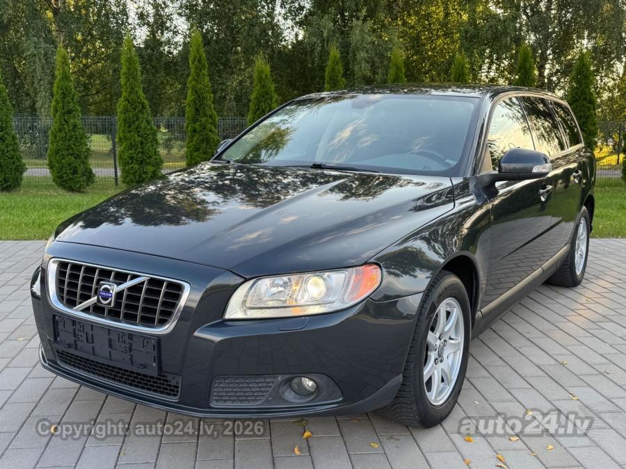 Pelēks Volvo V70 2009 Tartu, ar dzinēja tilpumu 2.40 L un nobraukumu 235 tūkst. km par 5990 €, foto 1 vietnē AUTOMOTO.COM.LV
