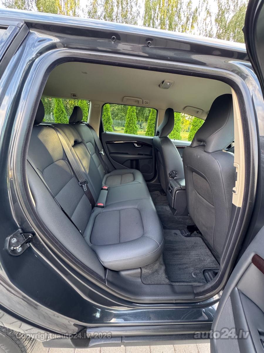 Pelēks Volvo V70 2009 Tartu, ar dzinēja tilpumu 2.40 L un nobraukumu 235 tūkst. km par 5990 €, foto 10 vietnē AUTOMOTO.COM.LV