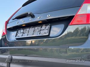 Pelēks Volvo V70 2009 Tartu, ar dzinēja tilpumu 2.40 L un nobraukumu 235 tūkst. km par 5990 €, foto 25 vietnē AUTOMOTO.COM.LV