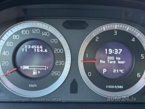 Pelēks Volvo V70 2009 Tartu, ar dzinēja tilpumu 2.40 L un nobraukumu 235 tūkst. km par 5990 €, foto 28 vietnē AUTOMOTO.COM.LV