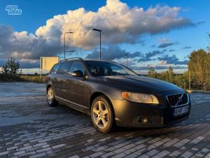 Pelēks Volvo V70 2009 Viļņa, ar dzinēja tilpumu 2.00 L un nobraukumu 418 tūkst. km par 2900 €, foto 3 vietnē AUTOMOTO.COM.LV