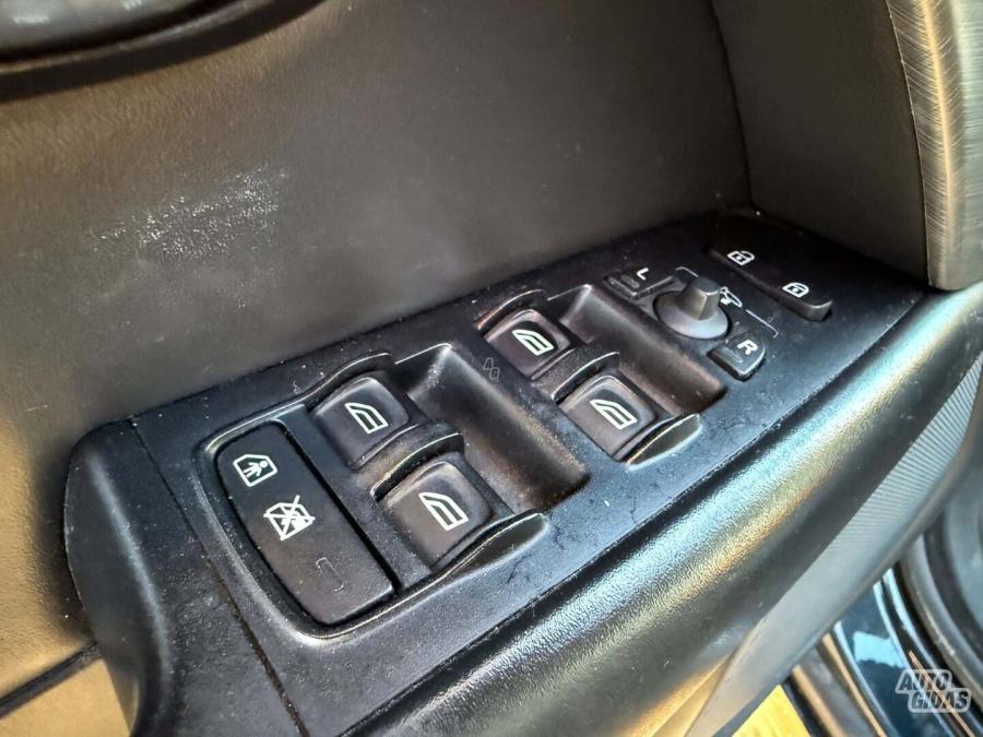 Pelēks Volvo V70 2009 Viļņa, ar dzinēja tilpumu 2.00 L un nobraukumu 418 tūkst. km par 2900 €, foto 19 vietnē AUTOMOTO.COM.LV