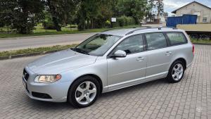 Grey Volvo V70 2009 in Utena, with an engine capacity of 2.40 L and mileage of 331 thousand km for 2690 €, photo 9 on AUTOMOTO.COM.LV