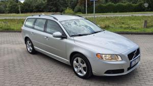 Grey Volvo V70 2009 in Utena, with an engine capacity of 2.40 L and mileage of 331 thousand km for 2690 €, photo 10 on AUTOMOTO.COM.LV