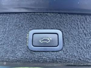 Pelēks Volvo V70 2009 Širvintos, ar dzinēja tilpumu 2.40 L un nobraukumu 291 tūkst. km par 4099 €, foto 20 vietnē AUTOMOTO.COM.LV