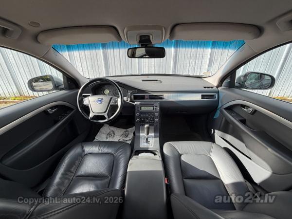 Вольво В70 2009 в Пайде на AUTOMOTO.COM.LV Серый Вольво В70 2009 в Пайде, объемом двигателя 2.40 л и пробегом 315 тыс. км за 6490 €, фото 10 на AUTOMOTO.COM.LV