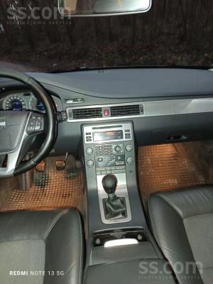 Pelēks Volvo V70 2009 Tukums, ar dzinēja tilpumu 2.40 L un nobraukumu 319 tūkst. km par 4200 €, foto 7 vietnē AUTOMOTO.COM.LV
