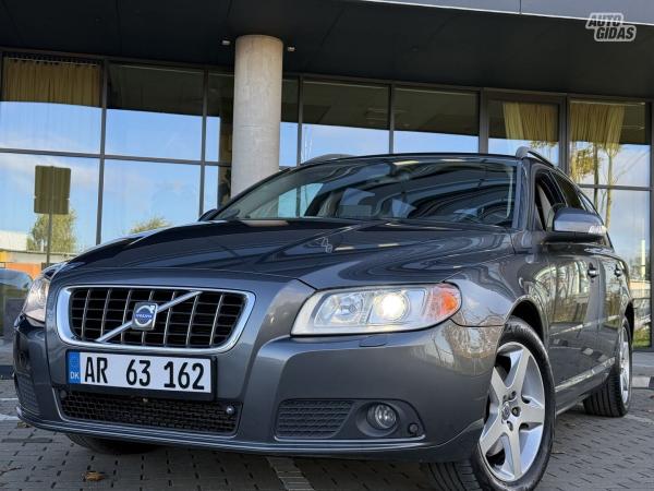 Grey Volvo V70 2009 in Kaunas, with an engine capacity of 2.40 L and mileage of 315 thousand km for 3950 €, photo 10 on AUTOMOTO.COM.LV
