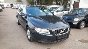 Grey Volvo V70 2009 in Riga, with an engine capacity of 2.40 L and mileage of 282 thousand km for 4700 €, photo 3 on AUTOMOTO.COM.LV