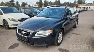 Grey Volvo V70 2009 in Riga, with an engine capacity of 2.40 L and mileage of 282 thousand km for 4700 €, photo 4 on AUTOMOTO.COM.LV