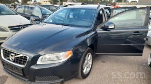 Grey Volvo V70 2009 in Riga, with an engine capacity of 2.40 L and mileage of 282 thousand km for 4700 €, photo 32 on AUTOMOTO.COM.LV