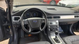 Grey Volvo V70 2009 in Riga, with an engine capacity of 2.40 L and mileage of 282 thousand km for 4700 €, photo 35 on AUTOMOTO.COM.LV