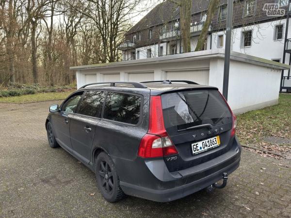 Pelēks Volvo V70 2010 Marijampole, ar dzinēja tilpumu 2.00 L un nobraukumu 325 tūkst. km par 2599 €, foto 5 vietnē AUTOMOTO.COM.LV