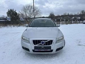 Grey Volvo V70 2010 in Alytus, with an engine capacity of 2.00 L and mileage of 277 thousand km for 4795 €, photo 2 on AUTOMOTO.COM.LV