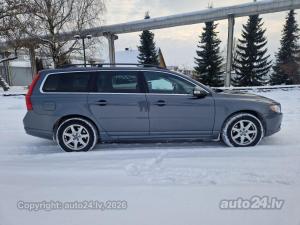 Pelēks Volvo V70 2010 Paide, ar dzinēja tilpumu 2.00 L un nobraukumu 273 tūkst. km par 5650 €, foto 8 vietnē AUTOMOTO.COM.LV