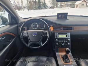 Pelēks Volvo V70 2010 Paide, ar dzinēja tilpumu 2.00 L un nobraukumu 273 tūkst. km par 5650 €, foto 14 vietnē AUTOMOTO.COM.LV