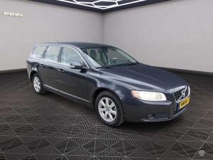 Pelēks Volvo V70 2010 Jonava, ar dzinēja tilpumu 2.00 L un nobraukumu 304 tūkst. km par 3650 €, foto 2 vietnē AUTOMOTO.COM.LV
