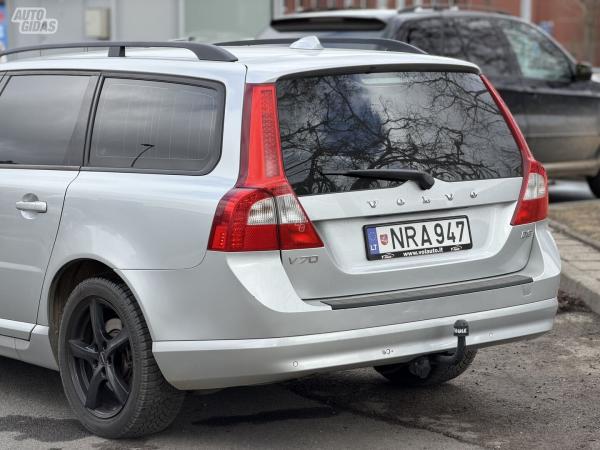 Pelēks Volvo V70 2010 Viļņa, ar dzinēja tilpumu 2.00 L un nobraukumu 306 tūkst. km par 5500 €, foto 6 vietnē AUTOMOTO.COM.LV