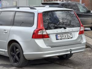 Pelēks Volvo V70 2010 Viļņa, ar dzinēja tilpumu 2.00 L un nobraukumu 306 tūkst. km par 5500 €, foto 6 vietnē AUTOMOTO.COM.LV