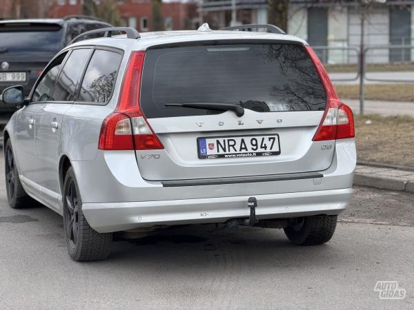 Pelēks Volvo V70 2010 Viļņa, ar dzinēja tilpumu 2.00 L un nobraukumu 306 tūkst. km par 5500 €, foto 7 vietnē AUTOMOTO.COM.LV