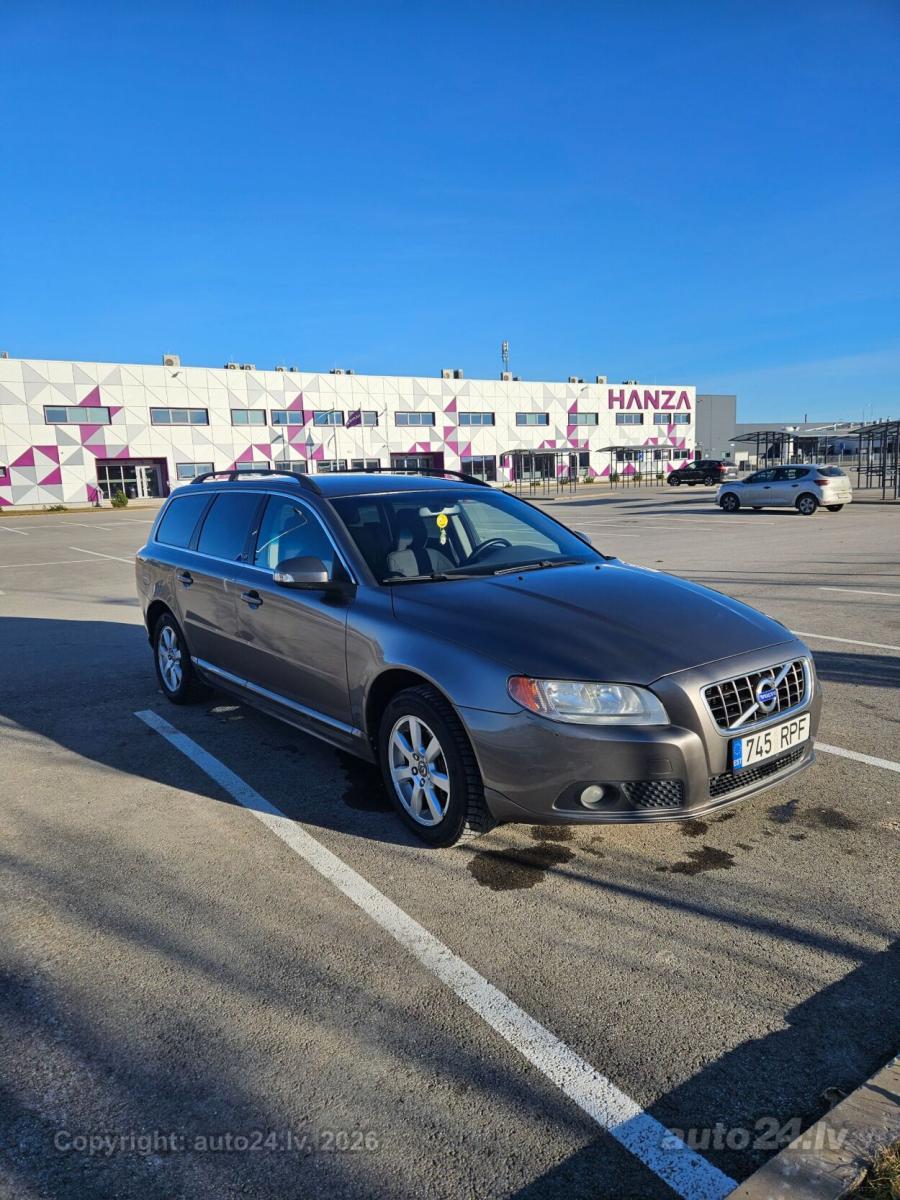 Grey Volvo V70 2010 in Tartu, with an engine capacity of 2.00 L and mileage of 310 thousand km for 4700 €, photo 4 on AUTOMOTO.COM.LV