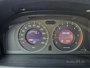Pelēks Volvo V70 2010 Paide, ar dzinēja tilpumu 2.40 L un nobraukumu 326 tūkst. km par 6350 €, foto 11 vietnē AUTOMOTO.COM.LV