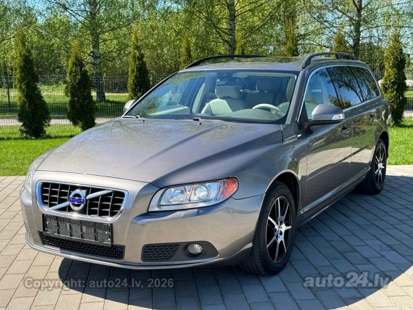Серый Вольво В70 2010 в Тарту, объемом двигателя 2.00 л и пробегом 233 тыс. км за 6190 €, фото 1 на AUTOMOTO.COM.LV