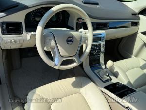 Grey Volvo V70 2010 in Tartu, with an engine capacity of 2.00 L and mileage of 233 thousand km for 6190 €, photo 20 on AUTOMOTO.COM.LV