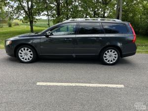 Grey Volvo V70 2010 in Prienai, with an engine capacity of 2.40 L and mileage of 287 thousand km for 4650 €, photo  on AUTOMOTO.COM.LV