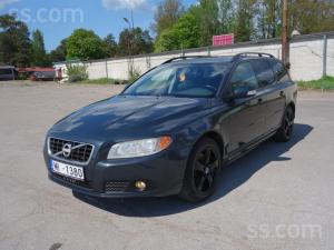 Pelēks Volvo V70 2010 Rīga, ar dzinēja tilpumu 2.40 L un nobraukumu 297 tūkst. km par 3650 €, foto 32 vietnē AUTOMOTO.COM.LV