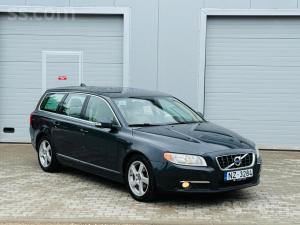 Pelēks Volvo V70 2010 Rīga, ar dzinēja tilpumu 1.60 L un nobraukumu 380 tūkst. km par 5200 €, foto 4 vietnē AUTOMOTO.COM.LV