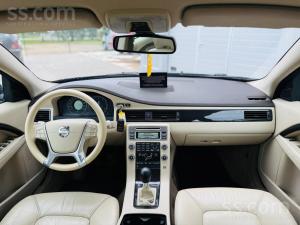 Pelēks Volvo V70 2010 Rīga, ar dzinēja tilpumu 1.60 L un nobraukumu 380 tūkst. km par 5200 €, foto 7 vietnē AUTOMOTO.COM.LV