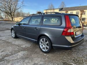 Pelēks Volvo V70 2010 Talsi, ar dzinēja tilpumu 1.60 L un nobraukumu 234 tūkst. km par 4350 €, foto 6 vietnē AUTOMOTO.COM.LV