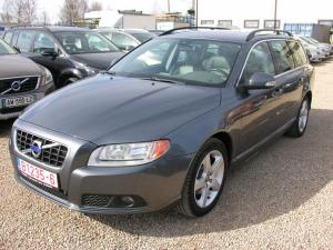 Pelēks Volvo V70 2010 Rīga, ar dzinēja tilpumu 2.40 L un nobraukumu 0 tūkst. km par 4750 €, foto  vietnē AUTOMOTO.COM.LV