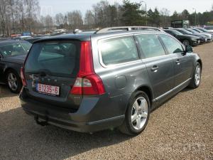 Grey Volvo V70 2010 in Riga, with an engine capacity of 2.40 L and mileage of 0 thousand km for 4750 €, photo 4 on AUTOMOTO.COM.LV