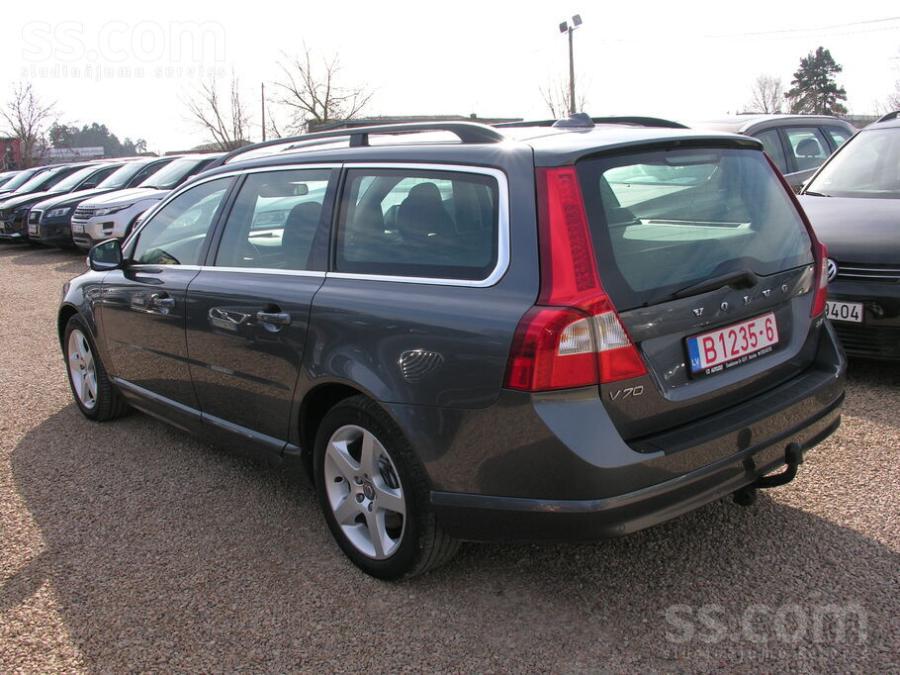 Grey Volvo V70 2010 in Riga, with an engine capacity of 2.40 L and mileage of 0 thousand km for 4750 €, photo 5 on AUTOMOTO.COM.LV