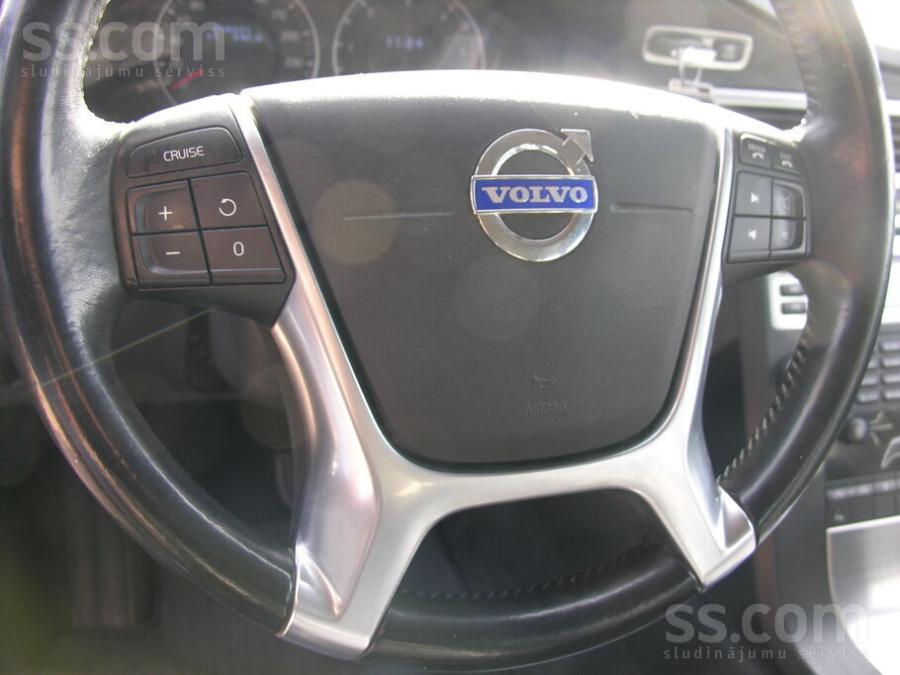 Grey Volvo V70 2010 in Riga, with an engine capacity of 2.40 L and mileage of 0 thousand km for 4750 €, photo 13 on AUTOMOTO.COM.LV