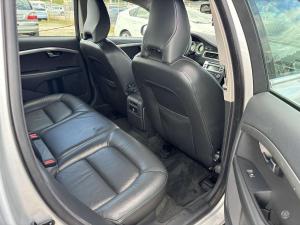 Grey Volvo V70 2010 in Vilnius, with an engine capacity of 2.40 L and mileage of 320 thousand km for 3750 €, photo 10 on AUTOMOTO.COM.LV