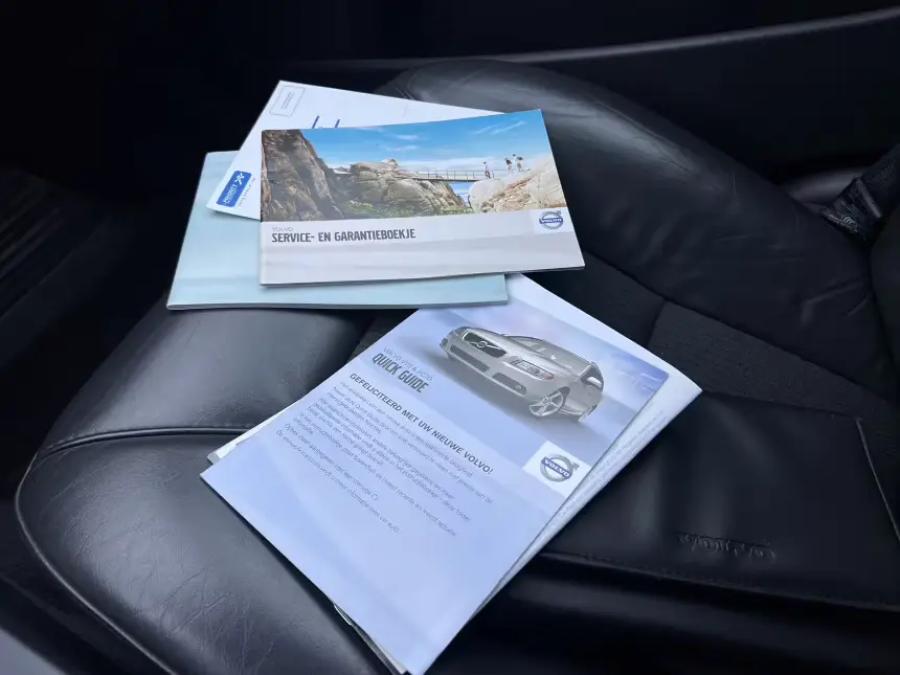 Pelēks Volvo V70 2010 Rīga, ar dzinēja tilpumu 1.60 L un nobraukumu 236 tūkst. km par 5550 €, foto 25 vietnē AUTOMOTO.COM.LV