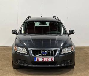 Pelēks Volvo V70 2010 Jūrmala, ar dzinēja tilpumu 2.00 L un nobraukumu 380 tūkst. km par 5650 €, foto 6 vietnē AUTOMOTO.COM.LV