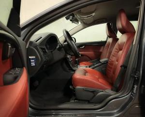 Pelēks Volvo V70 2010 Jūrmala, ar dzinēja tilpumu 2.00 L un nobraukumu 380 tūkst. km par 5650 €, foto 21 vietnē AUTOMOTO.COM.LV
