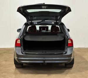 Pelēks Volvo V70 2010 Jūrmala, ar dzinēja tilpumu 2.00 L un nobraukumu 380 tūkst. km par 5650 €, foto 36 vietnē AUTOMOTO.COM.LV