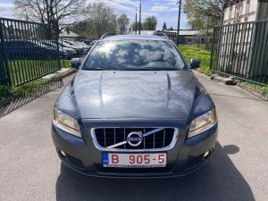 Pelēks Volvo V70 2010 Rīga, ar dzinēja tilpumu 1.60 L un nobraukumu 236 tūkst. km par 5550 €, foto 5 vietnē AUTOMOTO.COM.LV