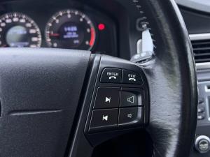 Pelēks Volvo V70 2010 Rīga, ar dzinēja tilpumu 1.60 L un nobraukumu 236 tūkst. km par 5550 €, foto 17 vietnē AUTOMOTO.COM.LV