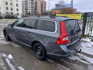 Pelēks Volvo V70 2010 Rīga, ar dzinēja tilpumu 1.60 L un nobraukumu 236 tūkst. km par 5550 €, foto 39 vietnē AUTOMOTO.COM.LV