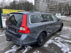 Pelēks Volvo V70 2010 Rīga, ar dzinēja tilpumu 1.60 L un nobraukumu 236 tūkst. km par 5550 €, foto 43 vietnē AUTOMOTO.COM.LV